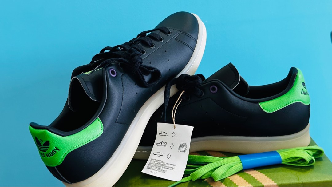 Collecter Kasut Adidas Marvel Hulk Hitam Hijau stan smith, Men's ...