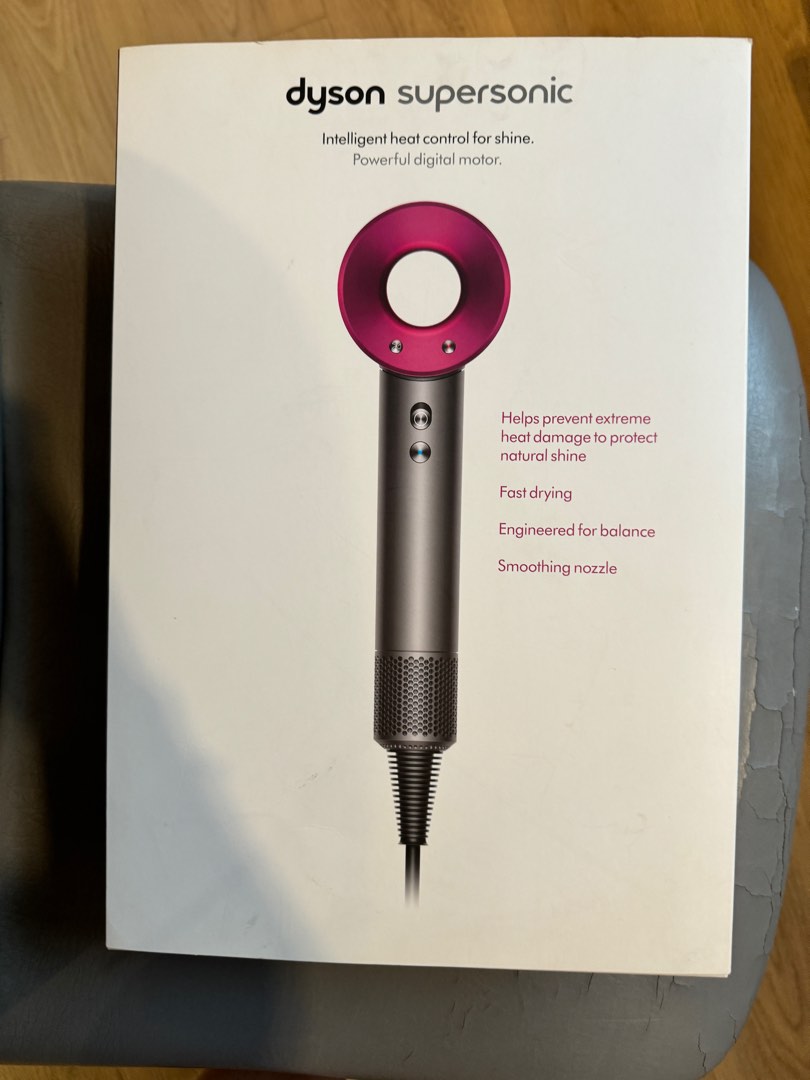 Dyson Blower, Beauty & Personal Care, Hair on Carousell