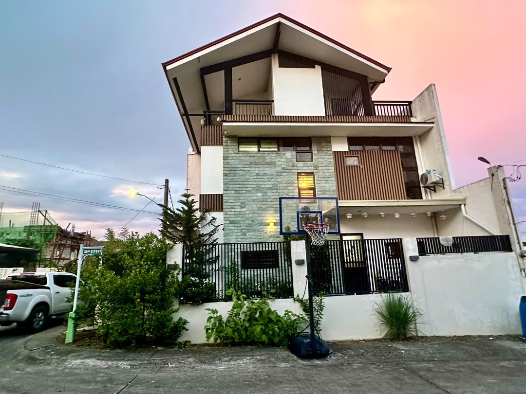 FOR SALE: 4BR House and Lot in Metrogate Dasmariñas Village Cavite ...