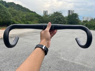 THM Ulna handlebar - natural carbon 42cm, Sports Equipment, Bicycles ...