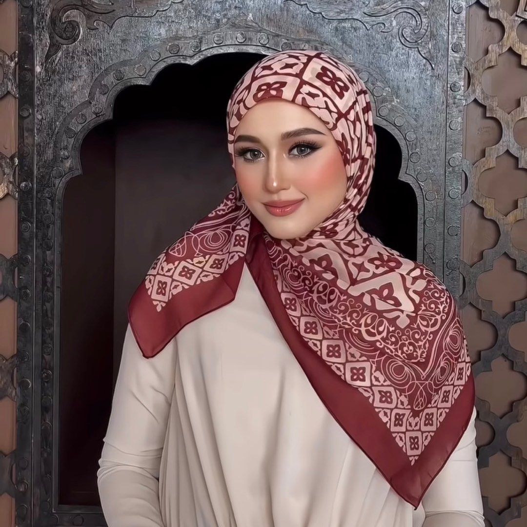 Hnnvella Begum in Ruby, Women's Fashion, Muslimah Fashion, Hijabs on ...
