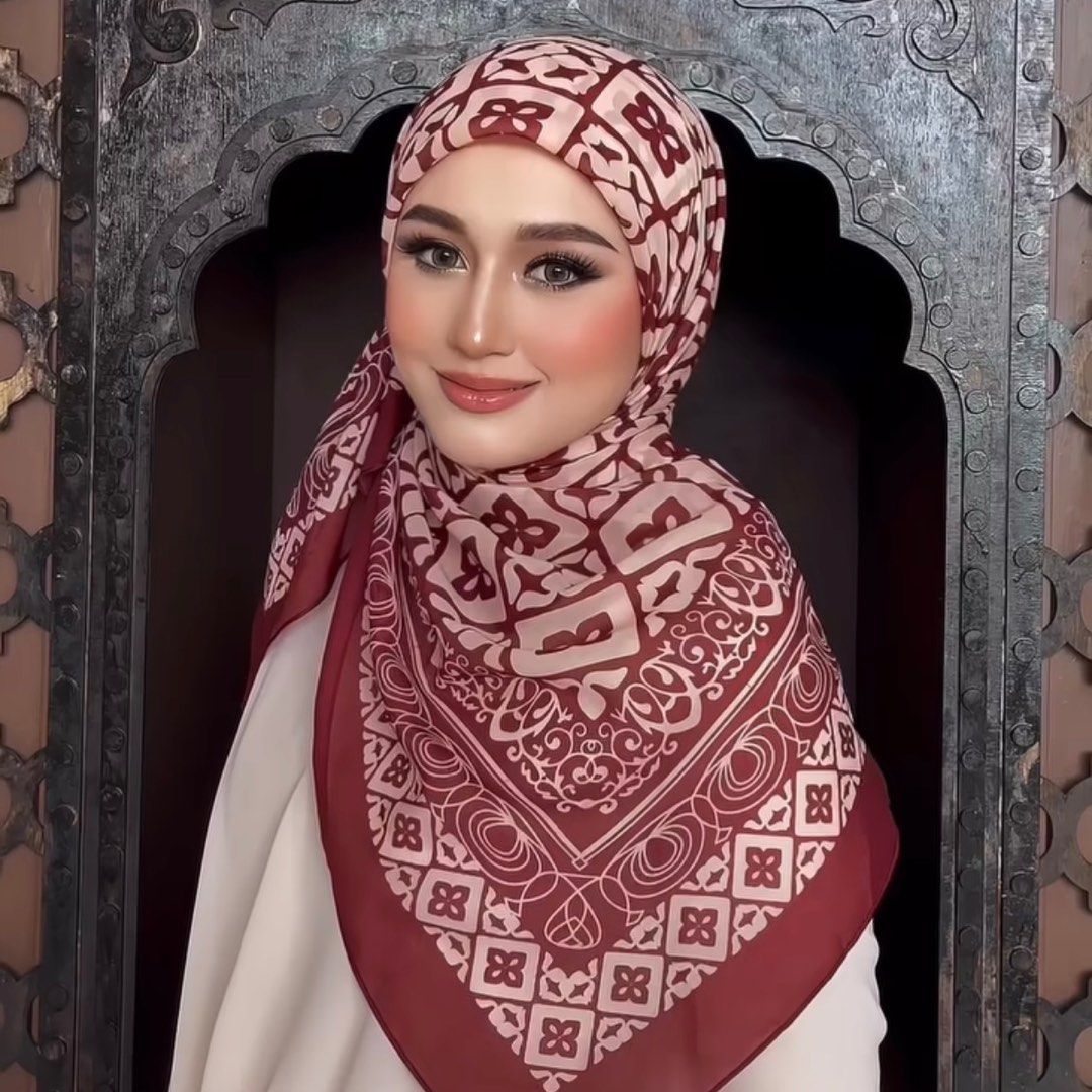 Hnnvella Begum in Ruby, Women's Fashion, Muslimah Fashion, Hijabs on ...