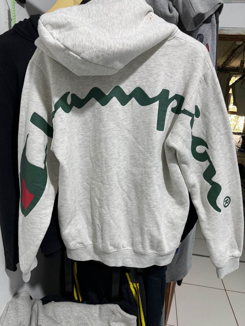 HOODIE CHAMPION COLAB SUPREME, Fesyen Pria, Pakaian , Atasan di Carousell