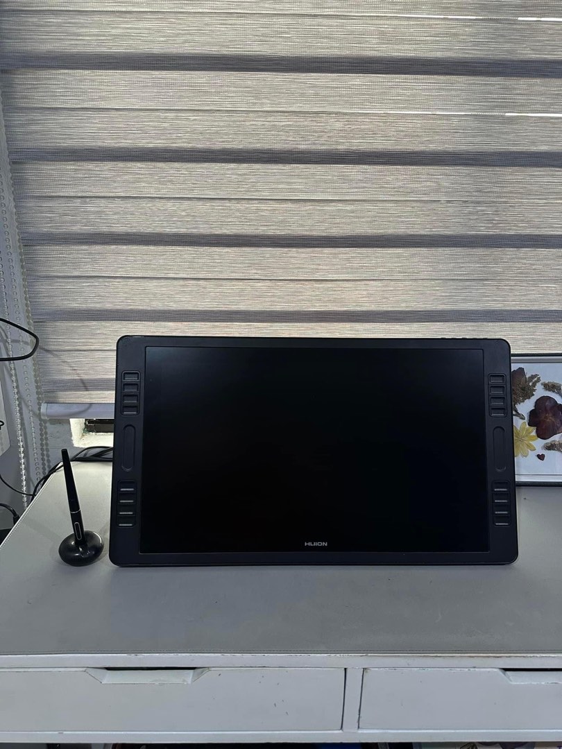 Huion Kamvas Pro 20 Pen Display Drawing Tablet, Computers & Tech ...