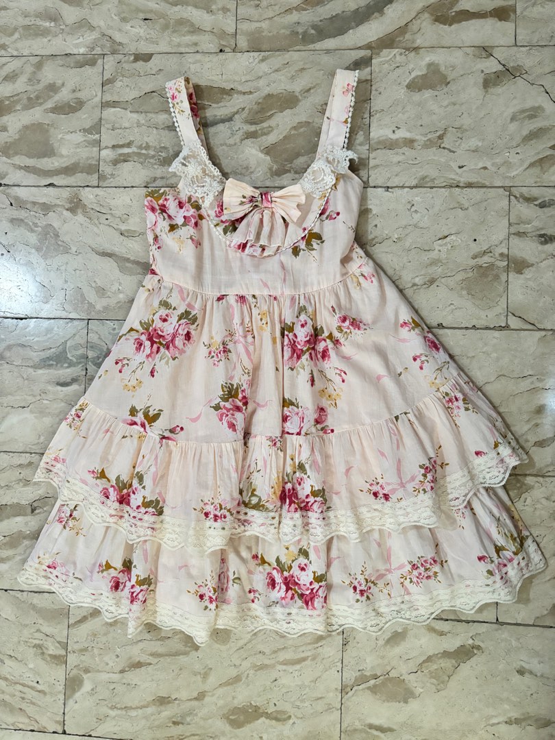 Korean pink floral tiered dress shoujo sawako demure hachi, Women's Fashion, Dresses & Sets ...