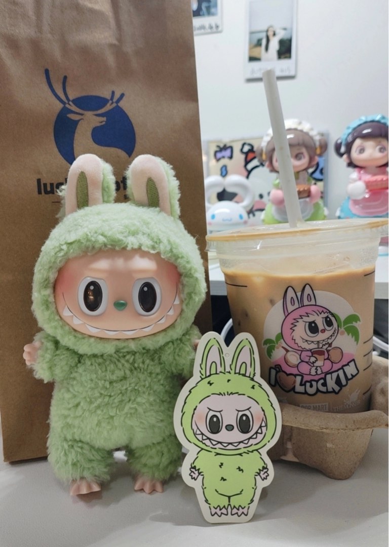 Labubu Exciting Macarons Blind Box v1 Green Grape, Hobbies & Toys, Toys ...