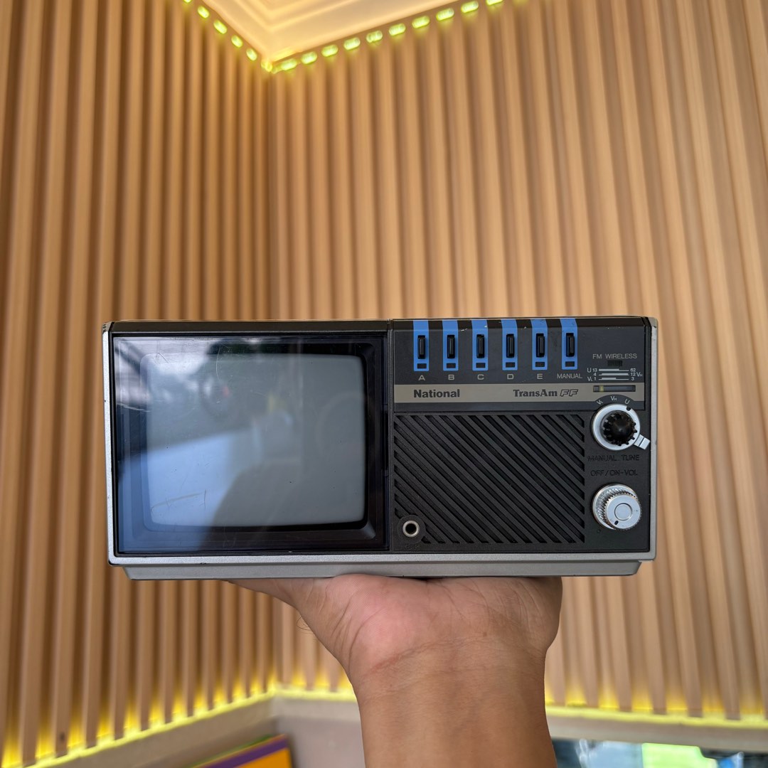 National TransAm Portable TV-Radio Model Year 1982-1986, TV & Home ...