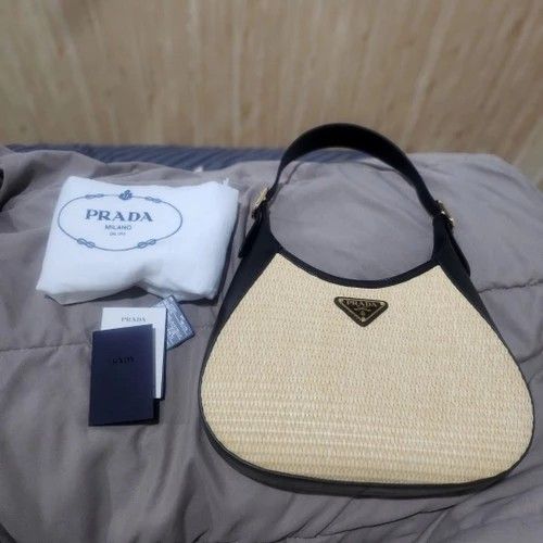 PRADA Cleo Rattan 2024, Barang Mewah, Tas & Dompet di Carousell