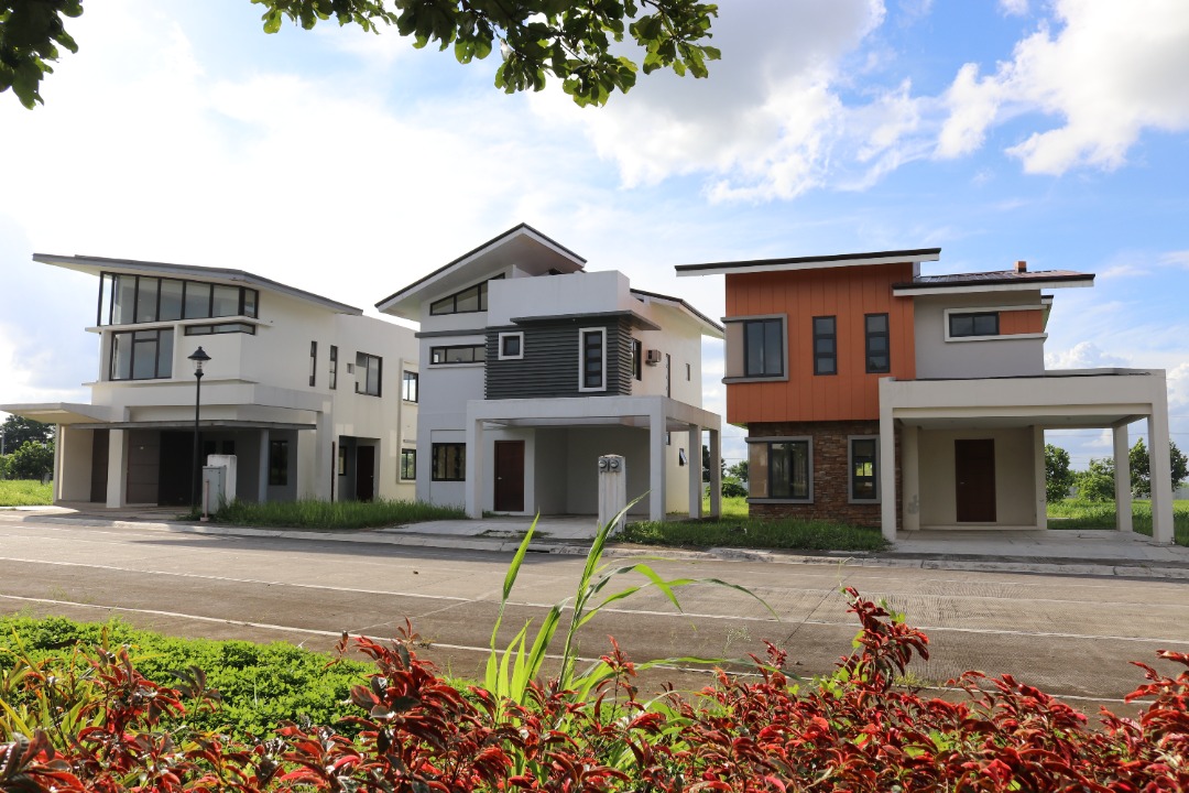 RiverBend at Eton City - House and Lot For Sale in Sta. Rosa, Laguna ...