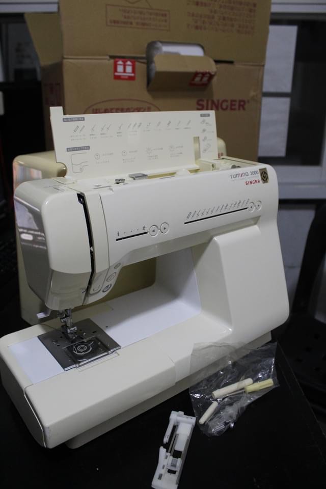 SINGER Rumina 3000 Sewing Machine Heavy-duty 🇯🇵, Women's Fashion ...