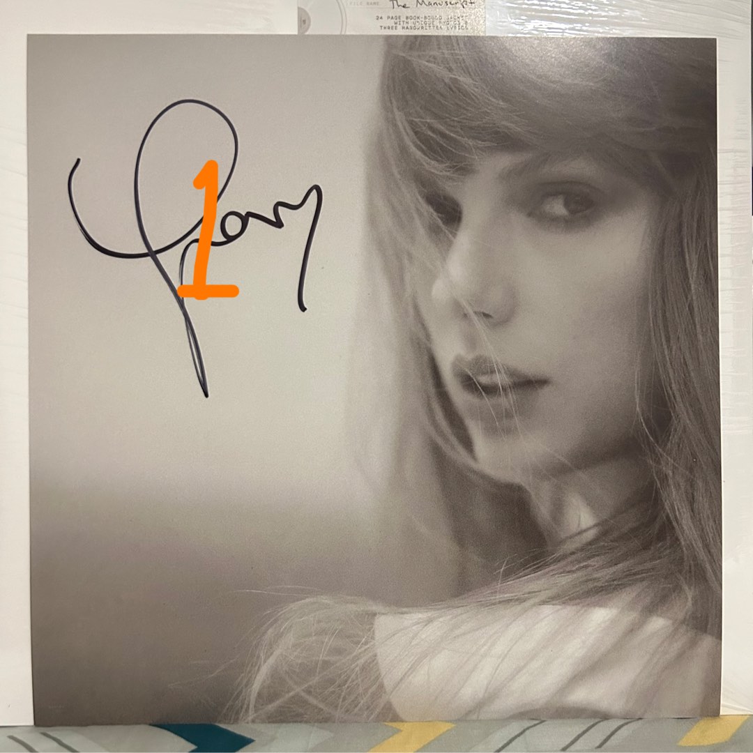 Taylor Swift Signed TTPD The Tortured Poets Department Vinyl, Hobbies ...
