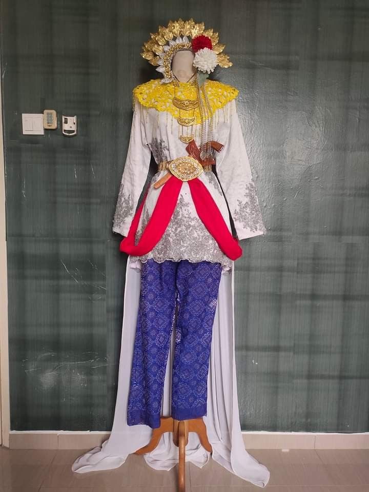 Tradisional merdeka sewa, Women's Fashion, Dresses & Sets, Traditional ...
