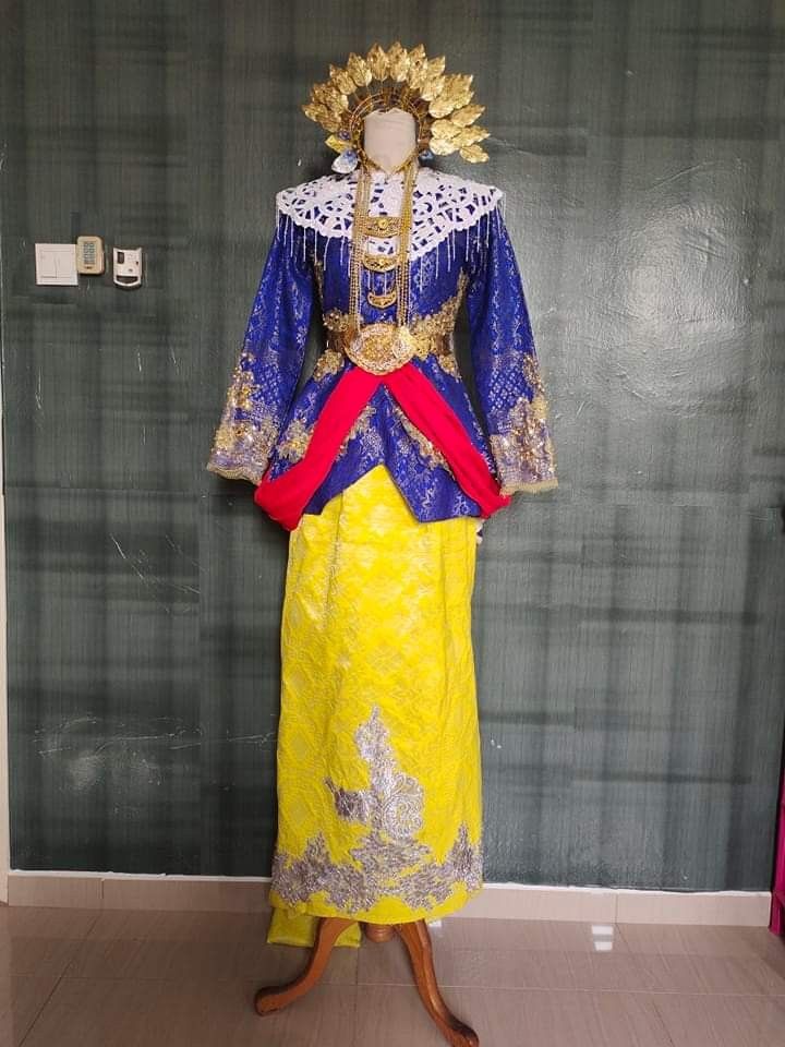 Tradisional merdeka sewa, Women's Fashion, Dresses & Sets, Traditional ...