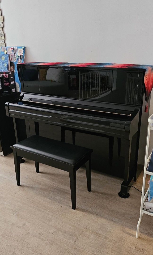 Yamaha Upright Piano U1J PE w Bench, Hobbies & Toys, Music & Media, Musical Instruments on Carousell