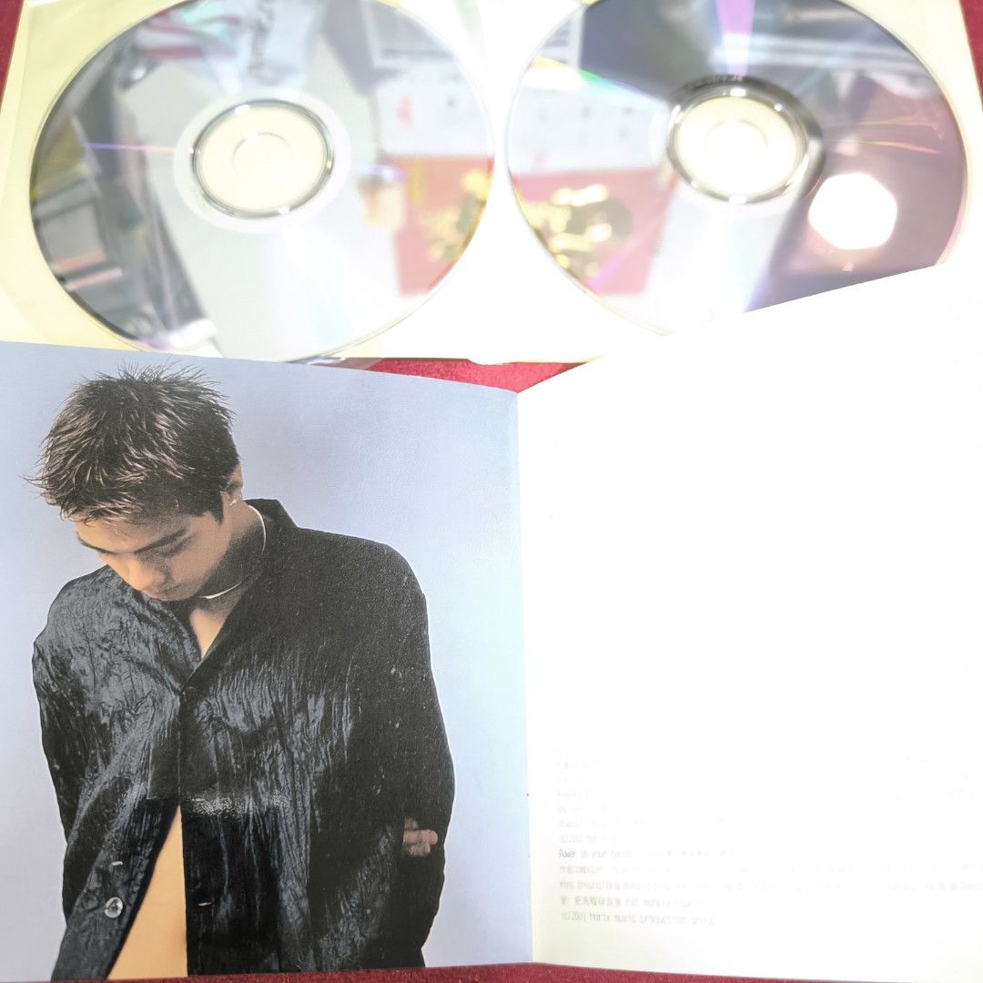 親筆簽名 張敬軒《Hins' First》 首張專輯 CD + VCD / 2002年 幾何文化發行 #張敬軒第一張唱片 罕有付親筆簽名, 興趣及遊戲, 音樂、樂器 & 配件, 音樂與媒體 ...