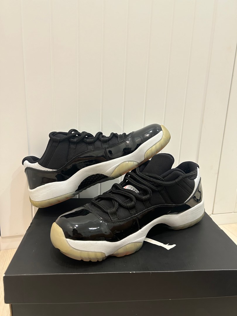 Air Jordan 11 low retro infrared (紅外線), 他的時尚, 鞋類, 運動鞋、球鞋在旋轉拍賣