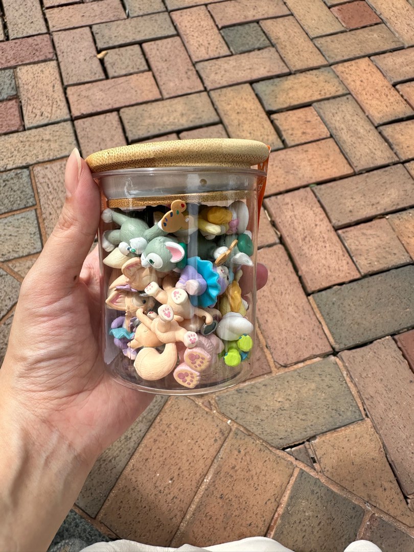 BRAND NEW DUFFY THEME MINI FIGURE FIGURINES JAR, Hobbies & Toys ...
