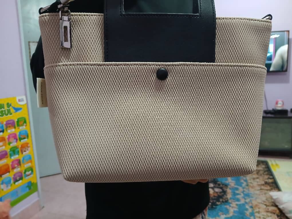 Cream Couch x Colgate Tote, Women's Fashion, Bags & Wallets, Tote Bags on Carousell