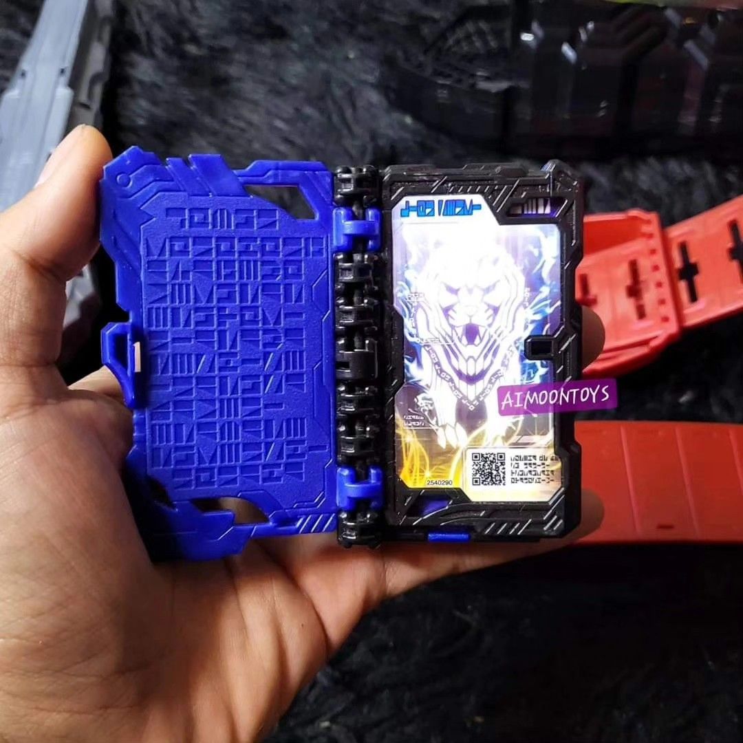 DX Blades Suseiken Nagare Seiken Swordriver Driver Belt + DX Lion Senki Wonder Ride Book Kamen ...