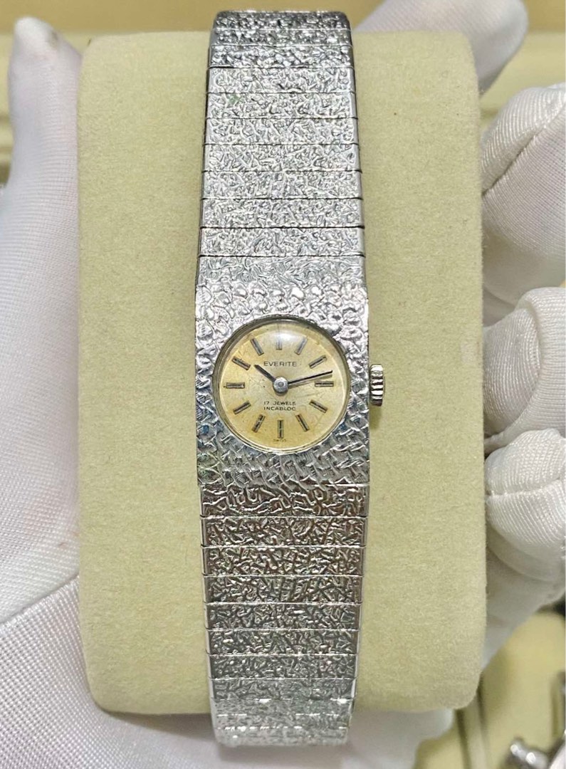Everite 17 Jewels Incabloc Swiss Made, Women's Fashion, Watches ...