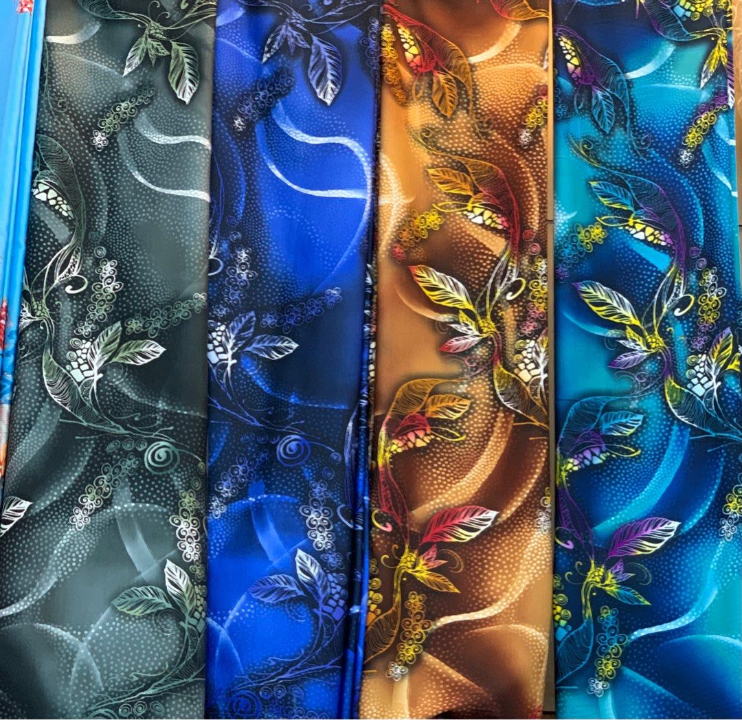 Kain corak batik, Everything Else, Others on Carousell