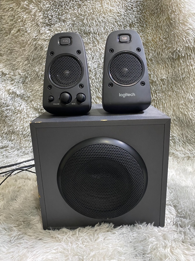 Logitech Z625 THX Certified 2.1 Speaker System with Subwoofer Multi ...