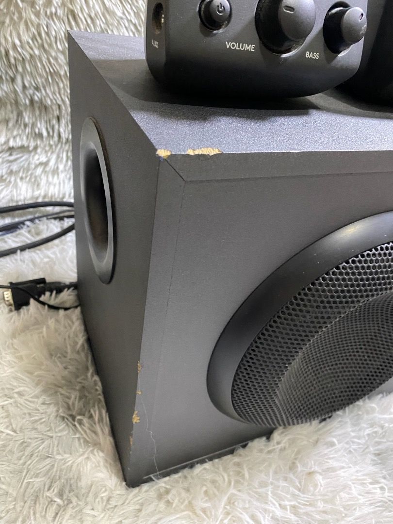 Logitech Z625 THX Certified 2.1 Speaker System with Subwoofer Multi ...