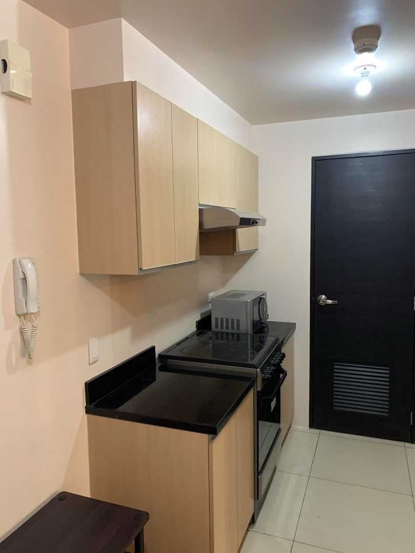 MERANTI TOWER BGC CONDOMINIUM FOR SALE 1 BEDROOM TAGUIG METRO MANILA ...