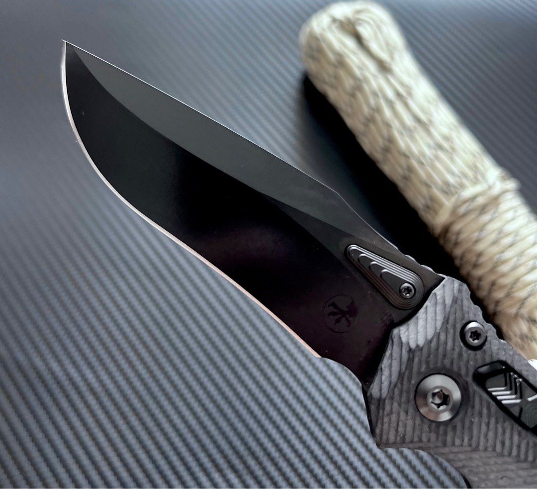 Microtech Signature Series DLC Carbon Fiber Amphibian RAM-LOK Manual ...