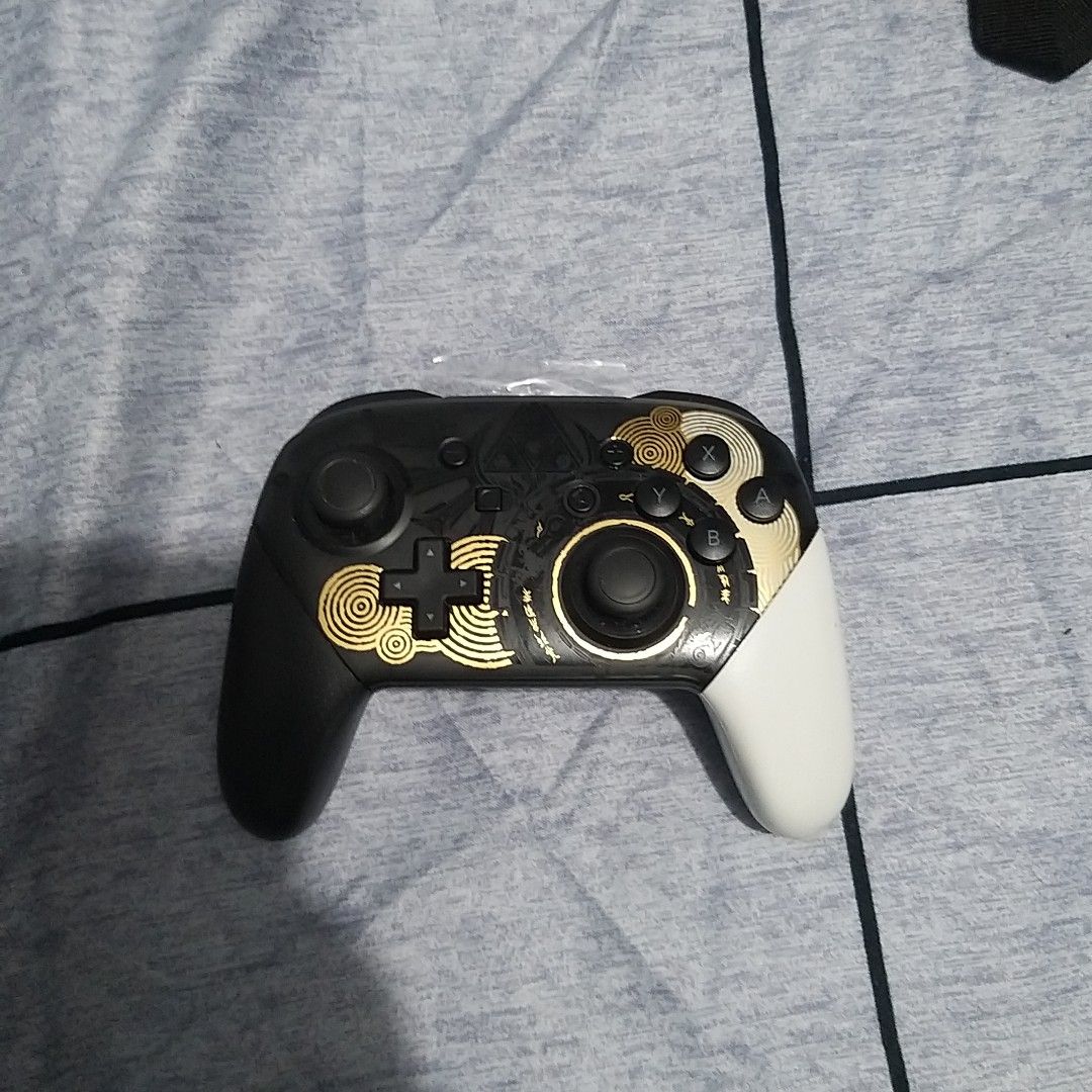 Nintendo ProCon Zelda ToTk ver, Video Gaming, Gaming Accessories ...