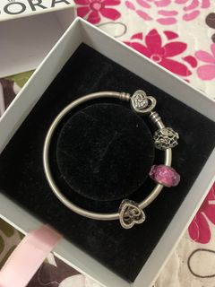 Pandora with two charms , Women's Fashion, Jewelry & Organisers ...