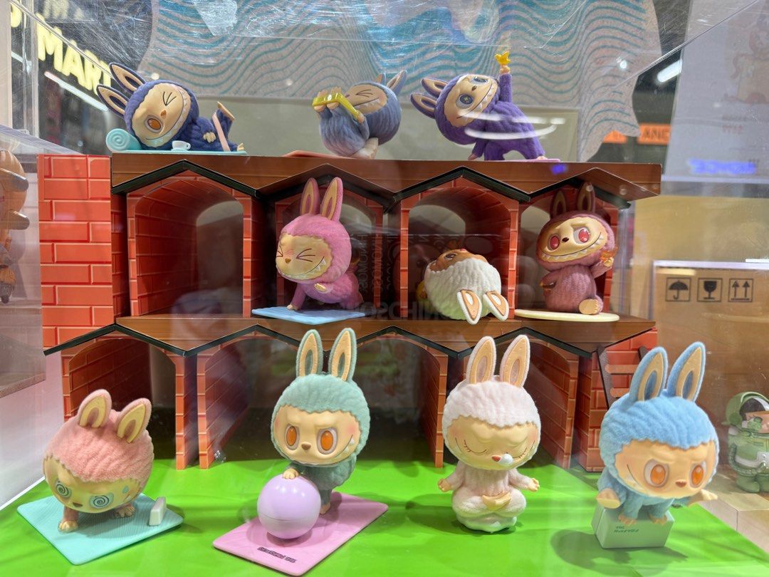 Pop Mart Brand New 10 Labubu Figurines whole set in the box, Hobbies ...