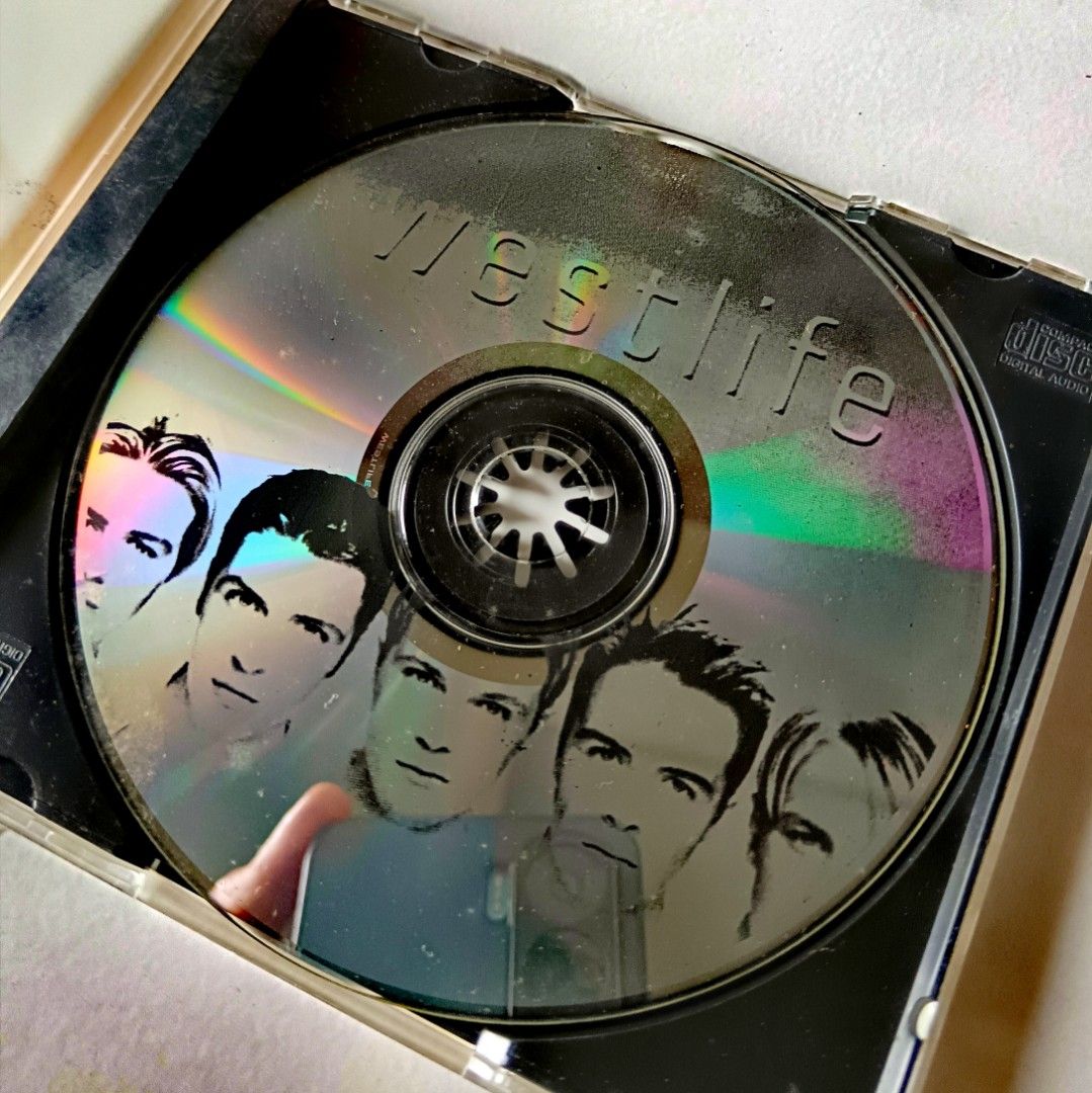 [PRELOVED] VINTAGE CLASSIC VCD Westlife Deluxe Edition (2000) MTV Live ...