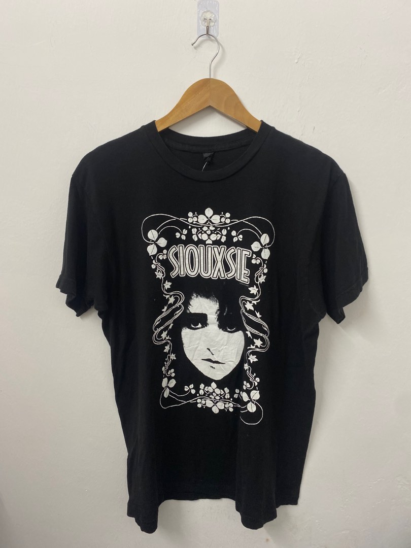 Siouxsie Sioux - Band, Men's Fashion, Tops & Sets, Tshirts & Polo ...
