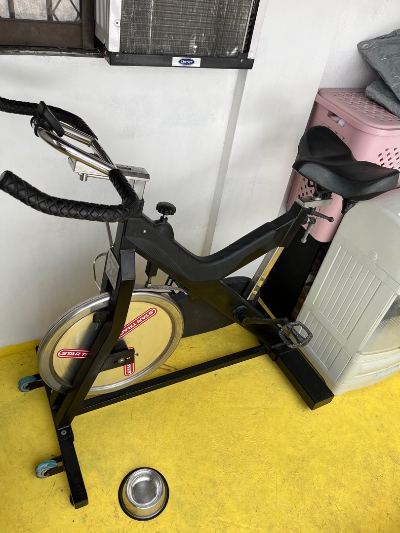 STAR TRAC V BIKE commercial grade, Sports Equipment, Exercise & Fitness ...