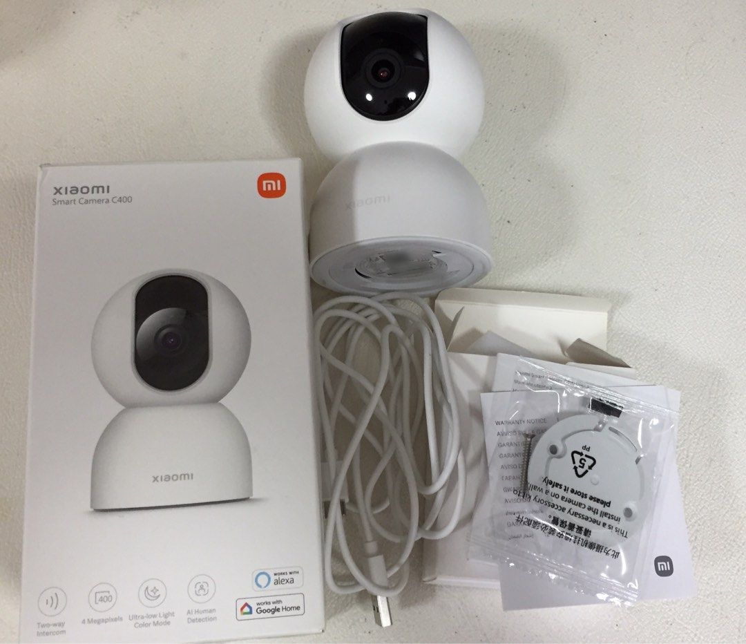 Xiaomi C400 camera with box and original usb c cable and bracket. No ...
