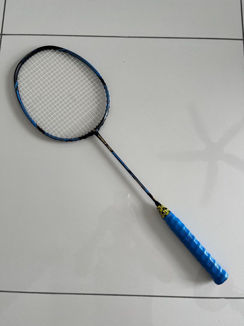 Apacs Versus Pro for Sale, Sports Equipment, Sports & Games, Racket ...
