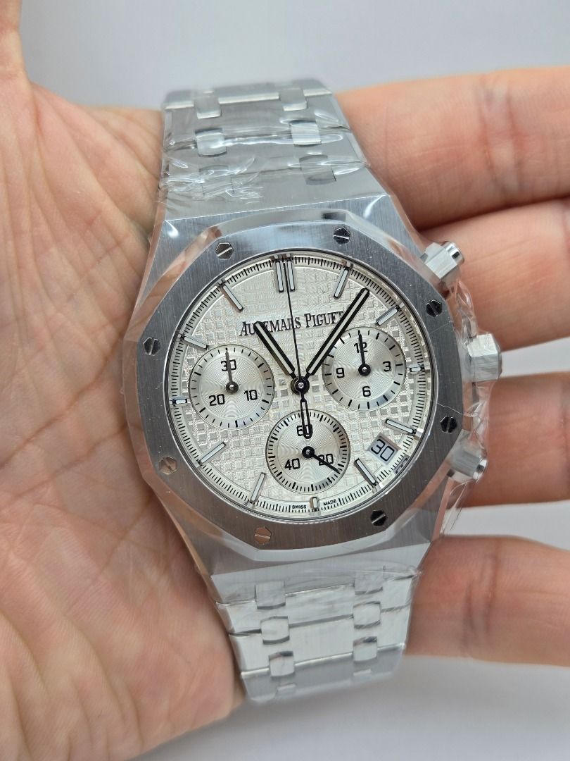 Audemars Piguet Royal Oak Chronograph White 50th Anniversary Edition ...