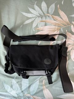 *Sale* CRUMPLER BILLY Adventure Messenger Bag, Men's Fashion, Bags ...