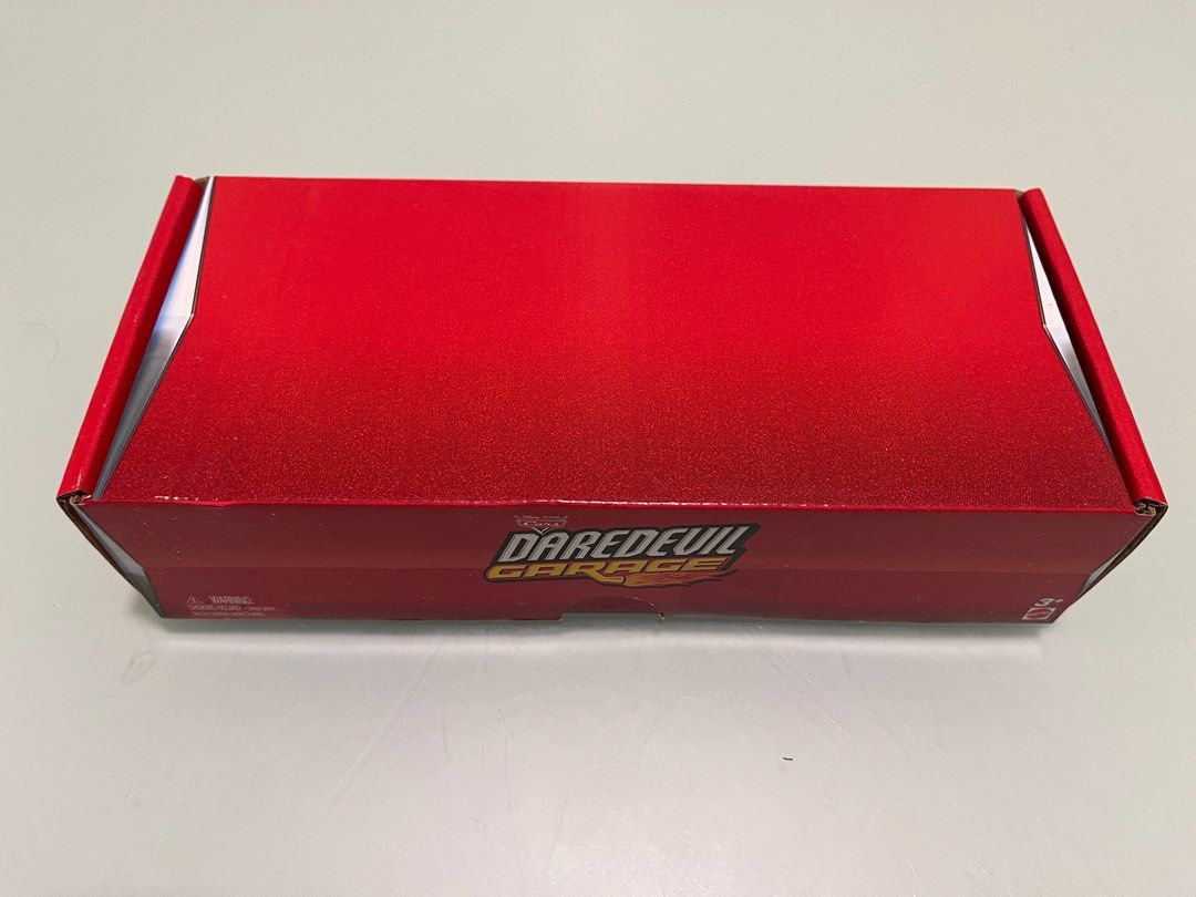 Disney / Pixar /Mattel Cars Daredevil Garage Lightning McQueen Diecast ...