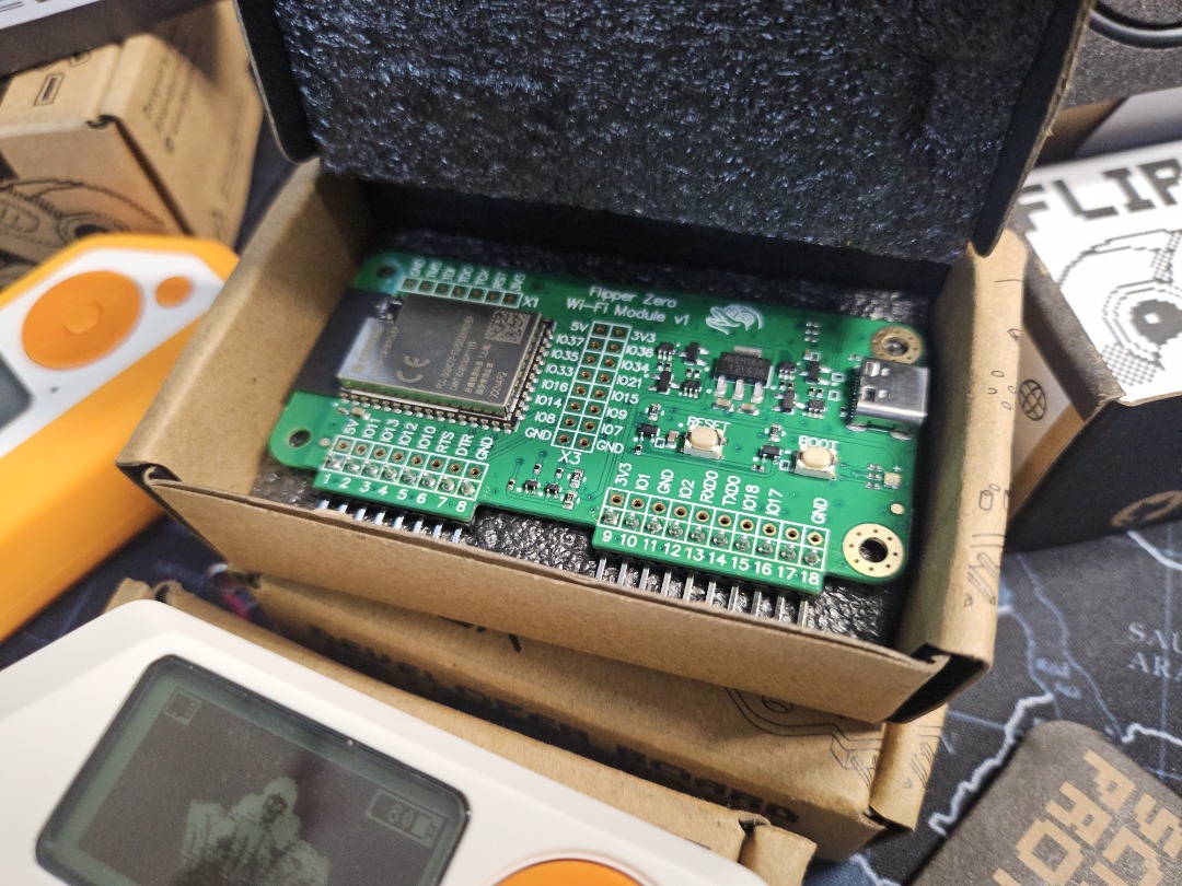 Flipper Zero WiFi Devboard (original), Computers & Tech, Parts ...