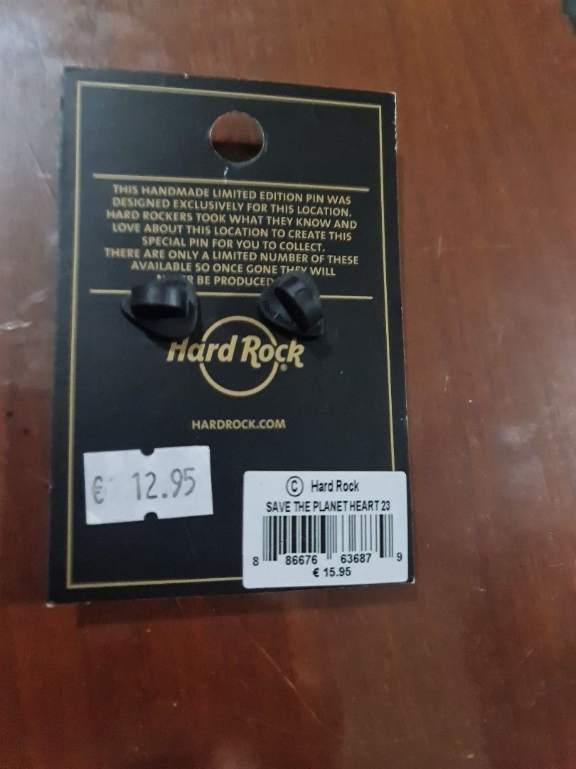Hard Rock Pin Paris - Limited Edition, Hobbies & Toys, Collectibles ...