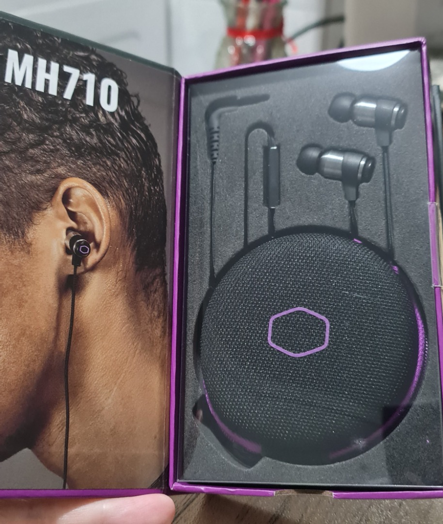 MH710 Earbuds, Audio, Headphones & Headsets on Carousell