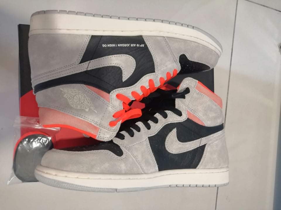 Nike AJ high crimson, Men's Fashion, Footwear, Sneakers on Carousell