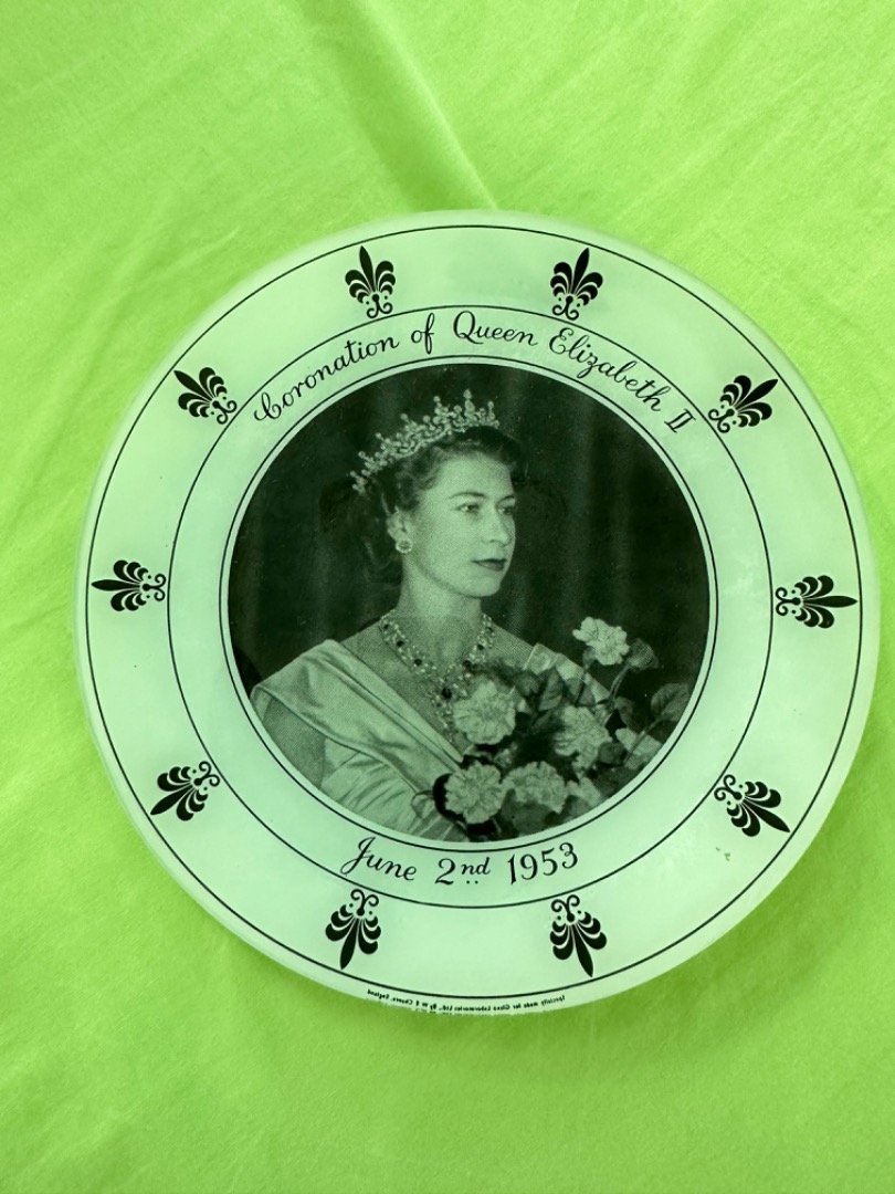 Queen Elizabeth II Coronation plate June 2nd 1953, Hobbies & Toys ...