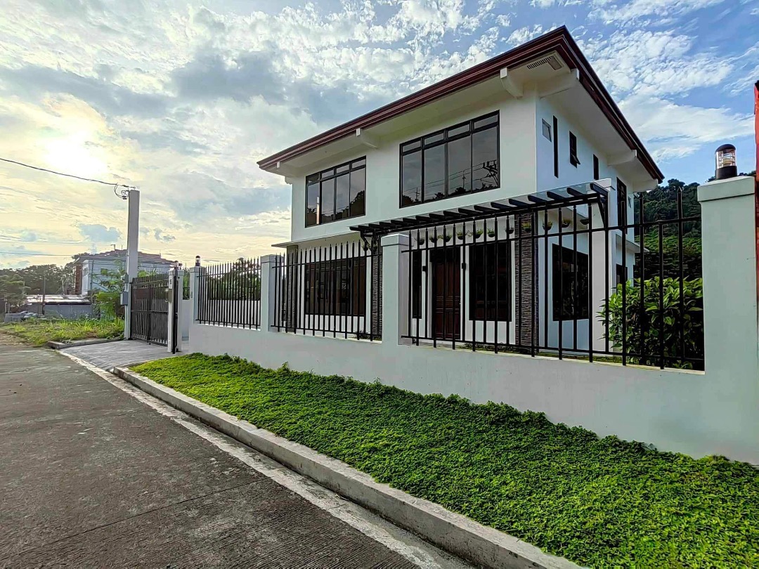 Ready for occupancy single-detached project in the exclusive Sun Valley ...