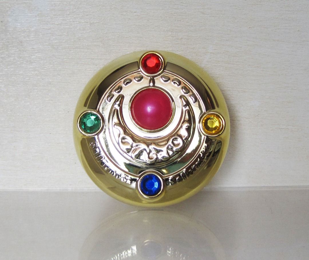 Sailor Moon Compact Moon Prism Power Make Up Sailormoon, Hobbies & Toys ...
