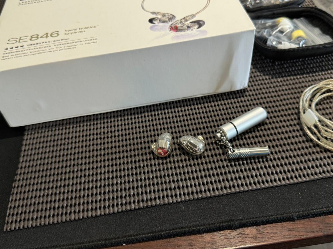 Shure SE846 Quad Drivers Shure legendary se846 studio stage monitoring ...