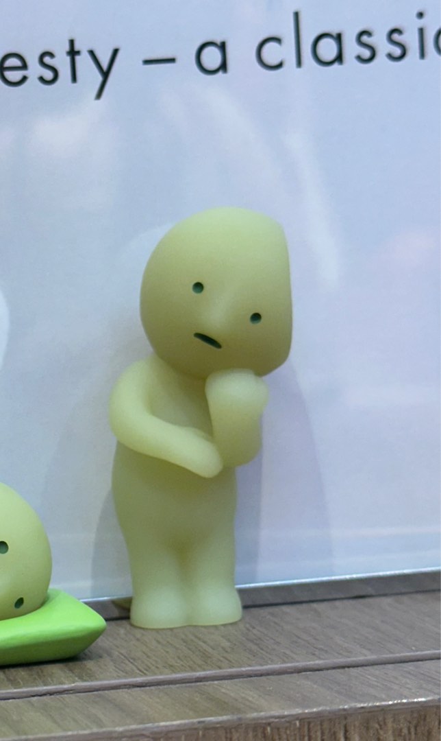 Smiski Living Series - Thinking & (2) Hiding, Hobbies & Toys, Toys ...