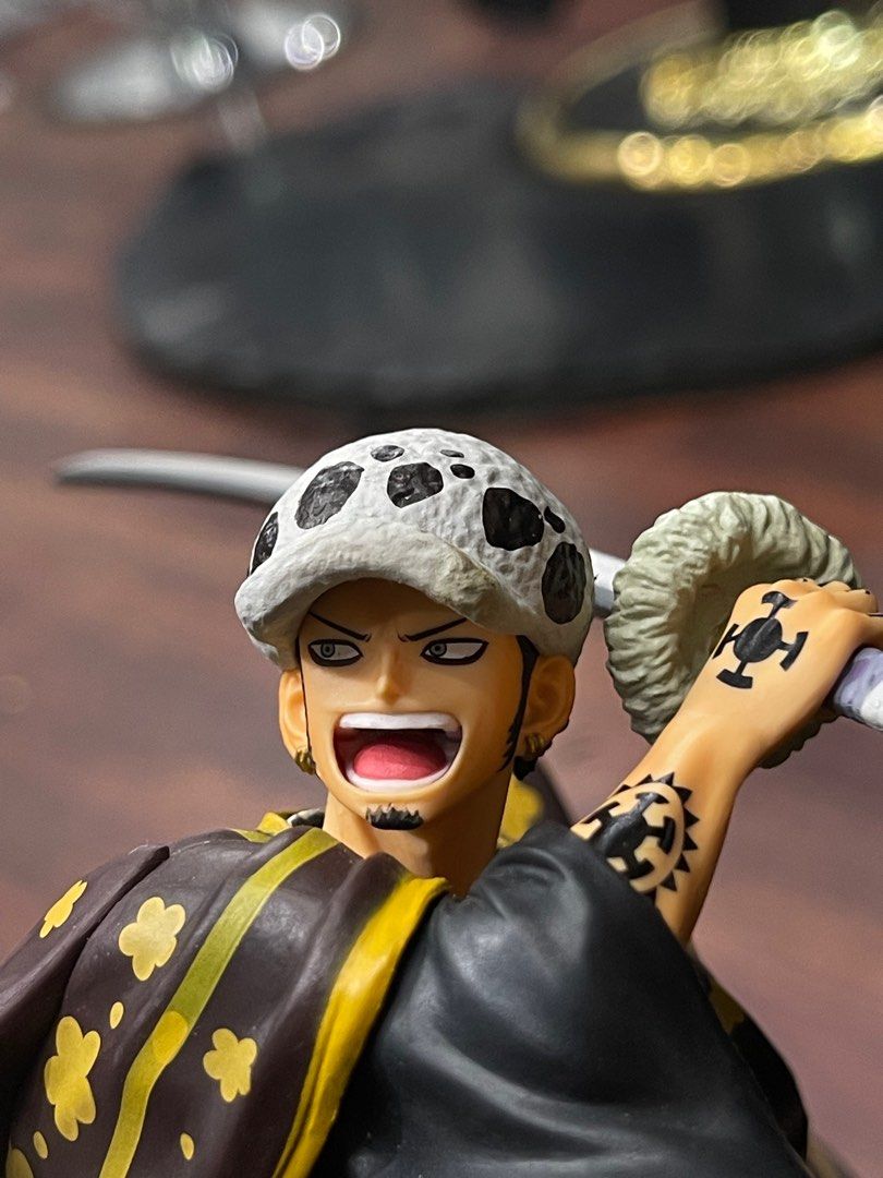 trafagar law one piece, Hobbies & Toys, Toys & Games on Carousell